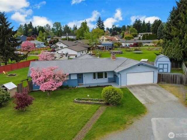 1108 20th St NW, Puyallup, WA 98371
