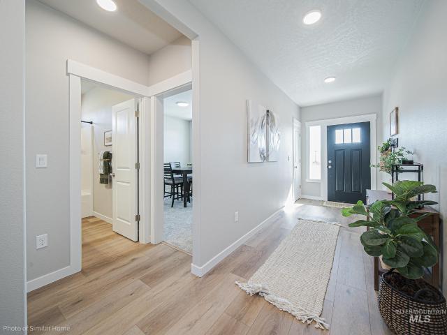 11093 Bluefield Dr