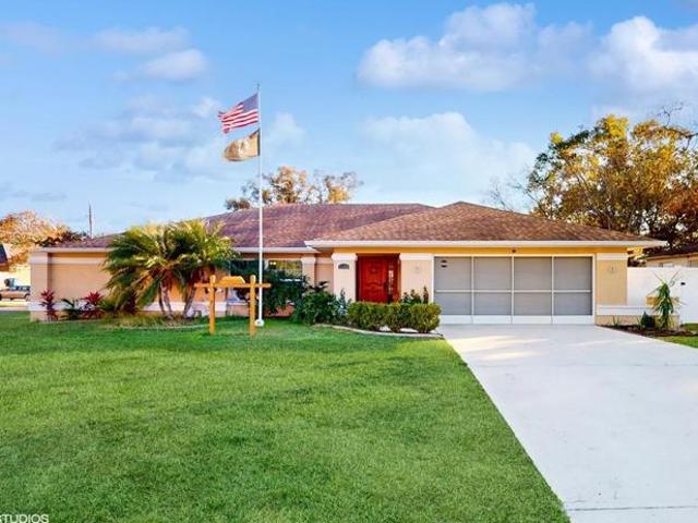 11090 Lightwood St, Spring Hill, FL 34608