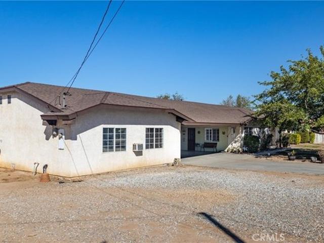 11090 Pinon Ave, Hesperia, CA 92345