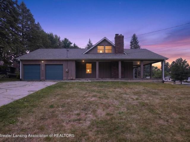 1109 Mora Cir, DeWitt, MI 48820