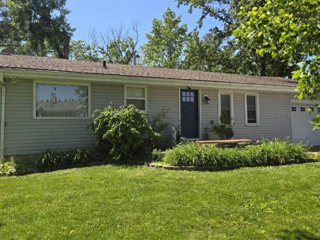 1109 n eastland cir