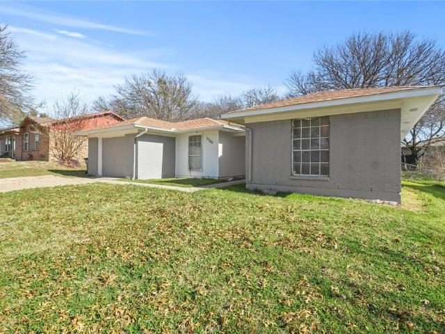 1109 Neptune Dr, Cedar Hill, TX 75104 | MLS #21155 | Compass