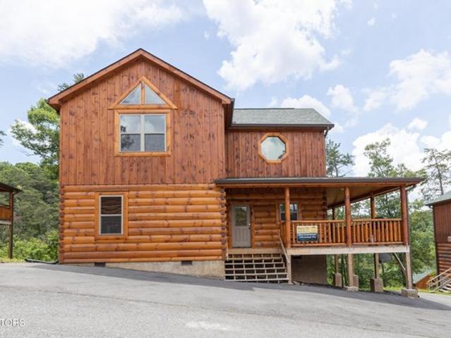 1109 Antelope Way, Sevierville, TN 37862