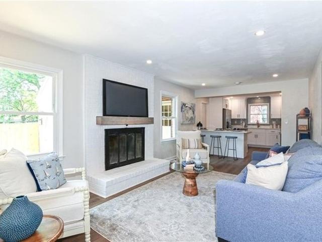 1109 Buckingham Ave, Norfolk, VA 23508