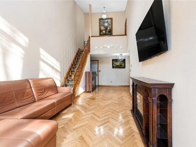 1109 Banner Avenue # 6A