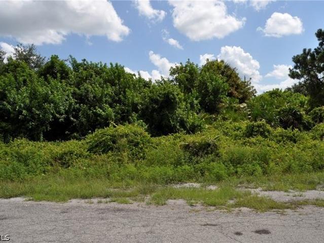 1109 Bard Ct, Fort Myers, FL 33913