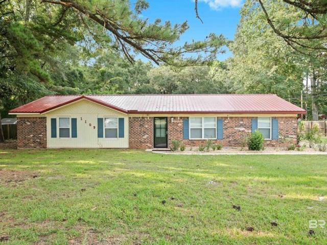 1109 Caroline Ave, Daphne, AL 36526