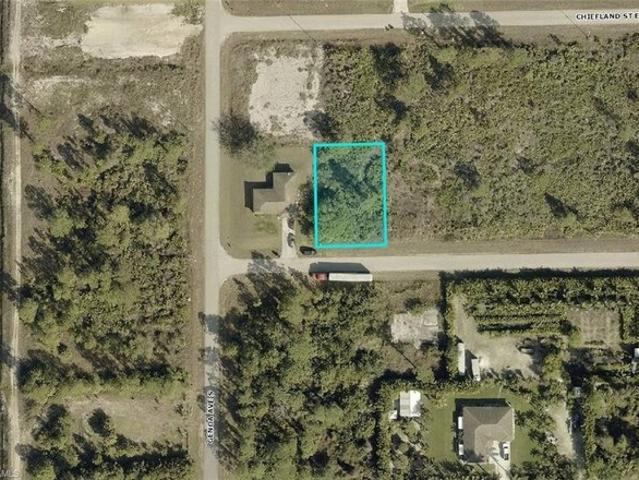 1109 Croquet St E Lot 21, Lehigh Acres, FL 33974