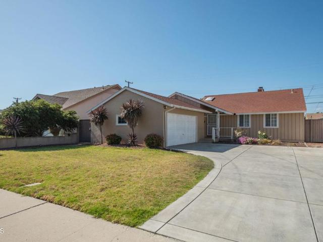 1109 Douglas Avenue
