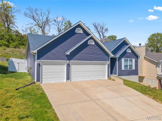 1109 Foxwood Estates Dr, Arnold, MO 63010 | MLS #26016 | Compass