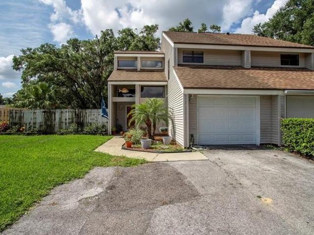 1109 Golf Club Ct, Mount Dora, FL 32757