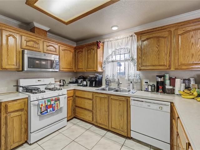 1109 Green Field Drive