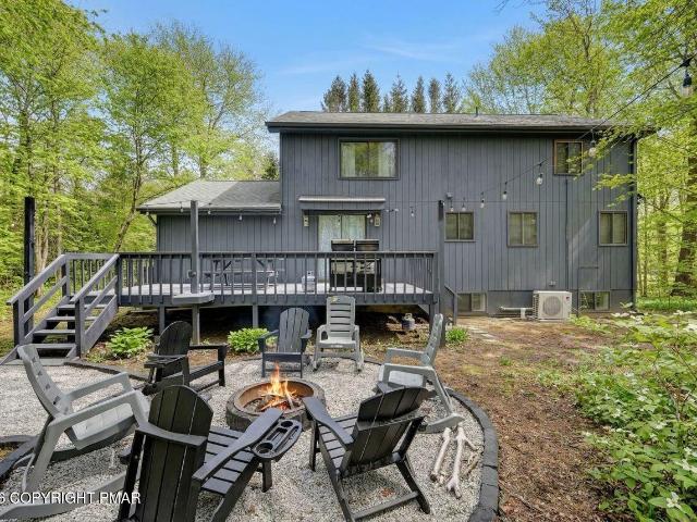1109 Huron Place