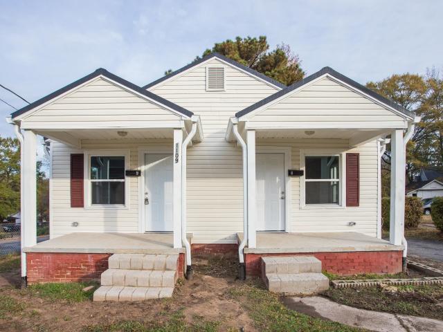 1109 Juniper Street