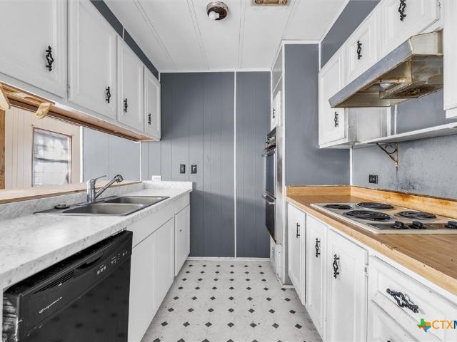 1109 Karen Dr
