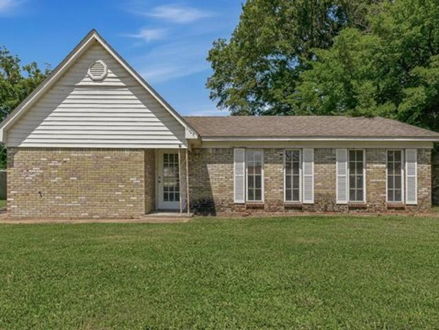 1109 Leawood St, Blytheville, AR 72315