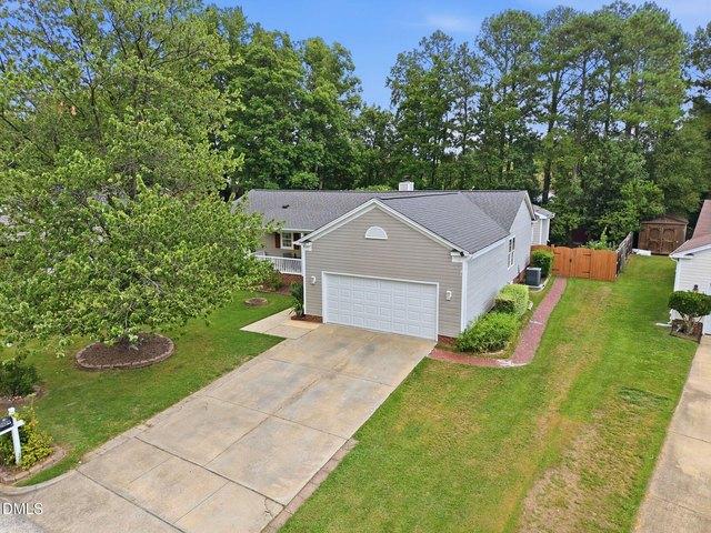 1109 Lexington Farm Rd, Apex, NC 27502