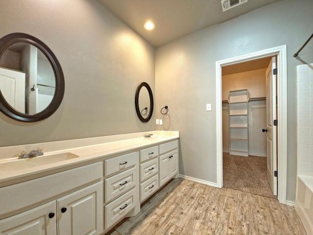 1109 Preston Trails 3 Bedroom Apartment for Rent at 1109 Preston Trl, Wolfforth, TX 79382