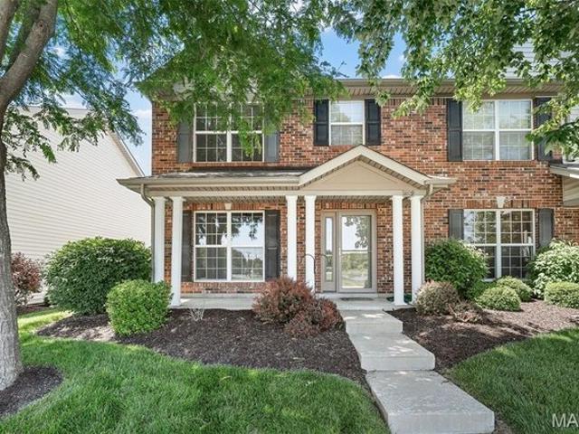 1109 Ridgeway Dr, Lake Saint Louis, MO 63367