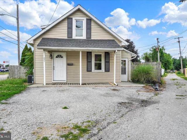 1109 Roosevelt Avenue