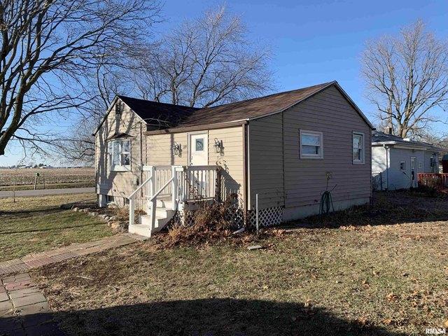1109 SW 5th St, Aledo, IL 61231