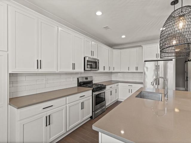 1109 Syrah Ln, Duncan, SC 29334 | MLS #323756