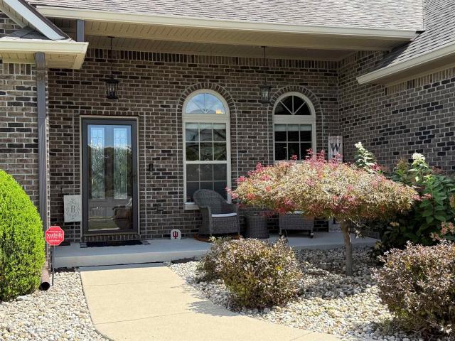 1109 S Deer Run