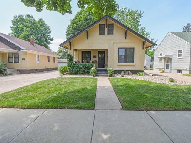 1109 S West Ave, Sioux Falls, SD 57105