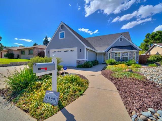 1109 Salmon Dr, Roseville, CA 95661