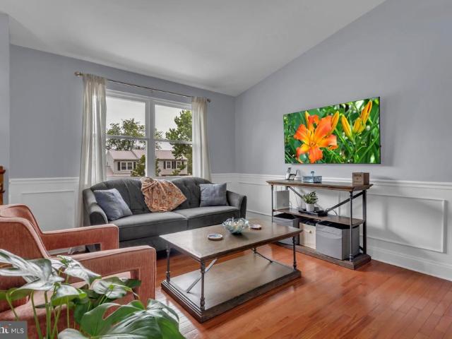 1109 Silverleaf Drive