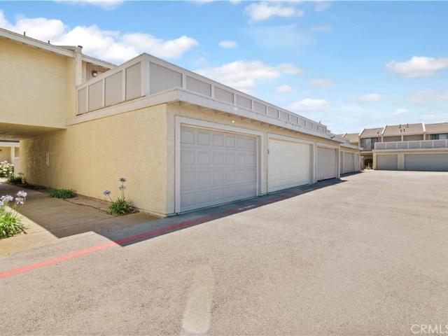 1109 W Cypress