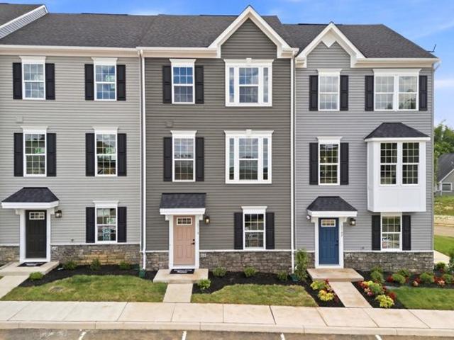 1109 Wilderness Ln, Christiansburg, VA 24073
