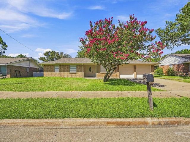 1109 Williamsburg Drive