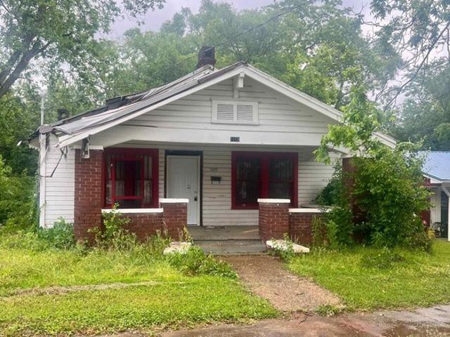 1109 14th Pl SW, Birmingham, AL 35211