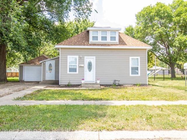 1109 12th Ave, Rock Valley, IA 51247