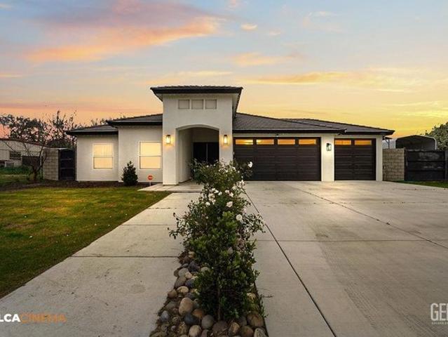 11001 Aimee Way, Bakersfield, CA 93312