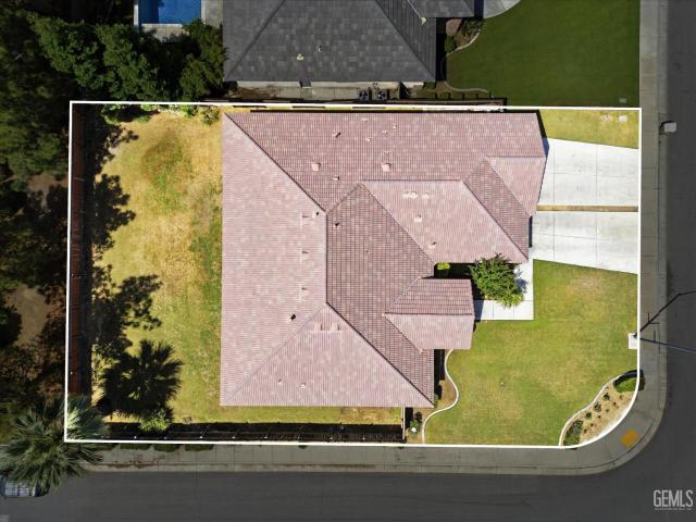 11001 Efada Drive