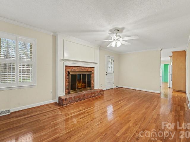 11002 Harrisburg Road
