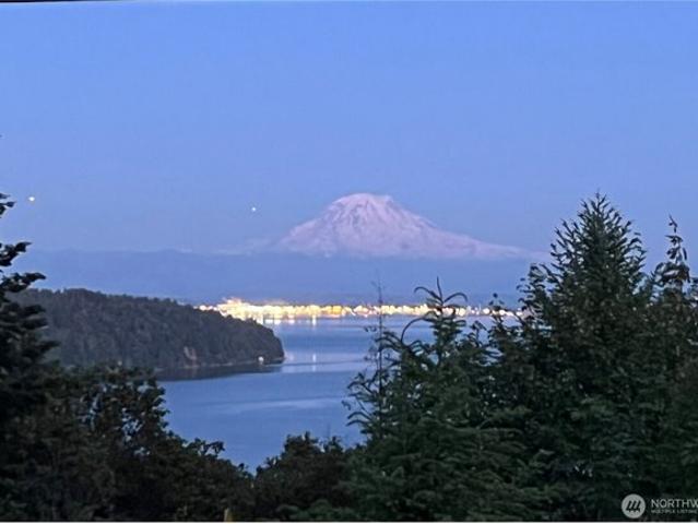 11002 Moller Dr NW, Gig Harbor, WA 98332