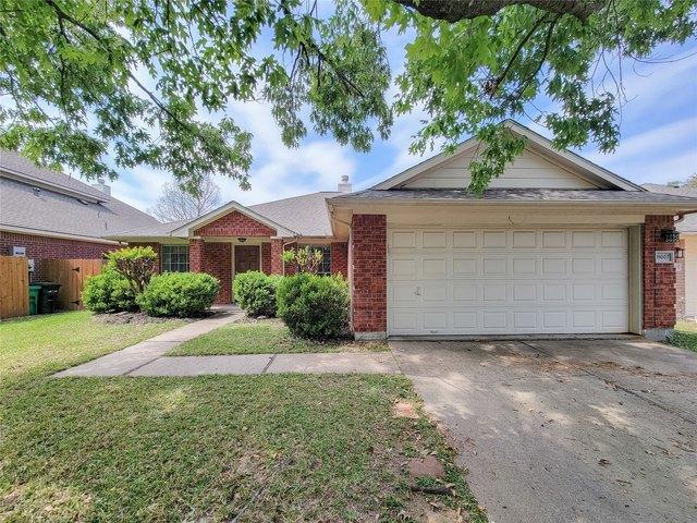 11007 Desert Springs Cir, Houston, TX 77095