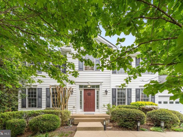 11004 Copeland Ct, Fredericksburg, VA 22407 | MLS #VASP2041 | Compass