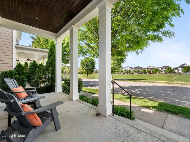 11006 Kings Crown Dr
