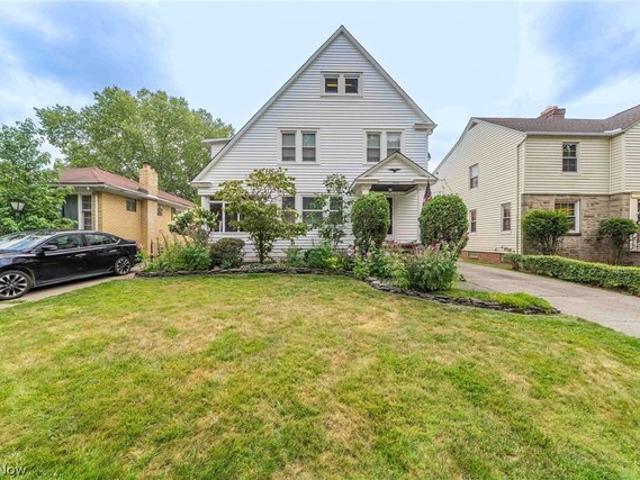 11008 Edgepark Dr, Cleveland, OH 44125