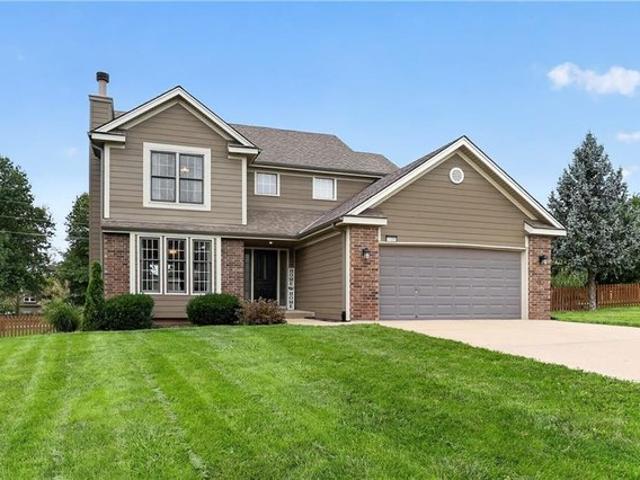 11008 N Farley Ave, Kansas City, MO 64157