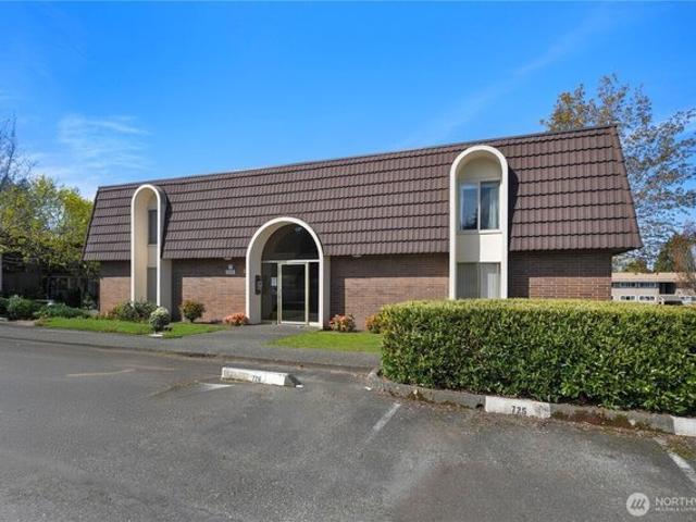 11008 NE 68th St Apt 728, Kirkland, WA 98033