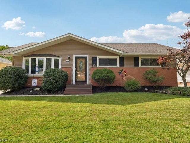 11009 Westborough Rd, Parma Heights, OH 44130