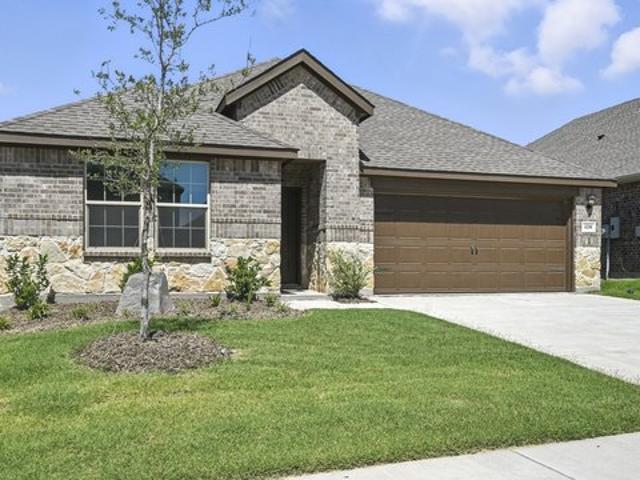 11009 Rustlers Dr, Aubrey, TX 76227