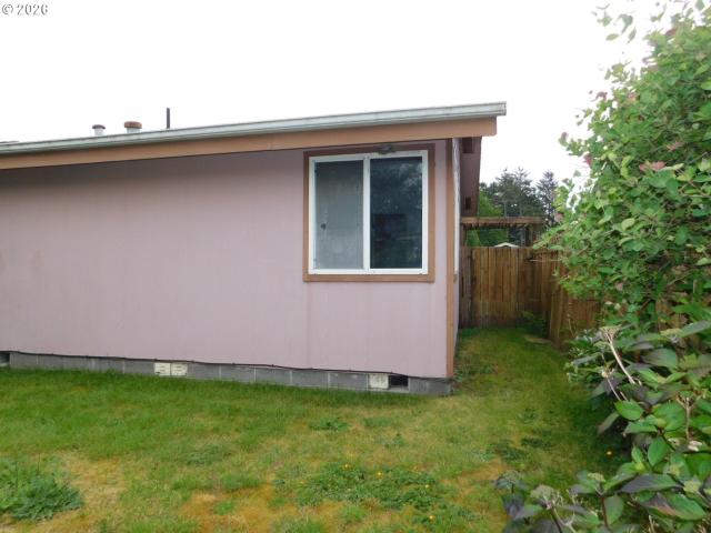 1100 NW Warrenton DR # 349