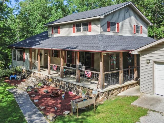 1100 N Highway 1651